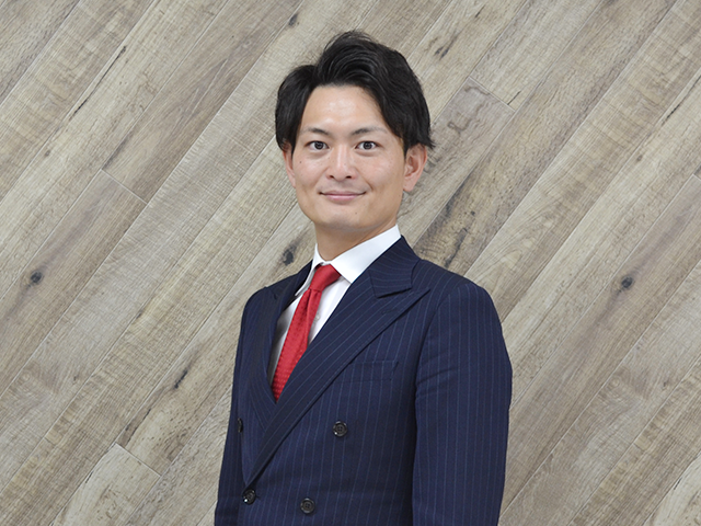 志村 友樹 - CREW株式会社